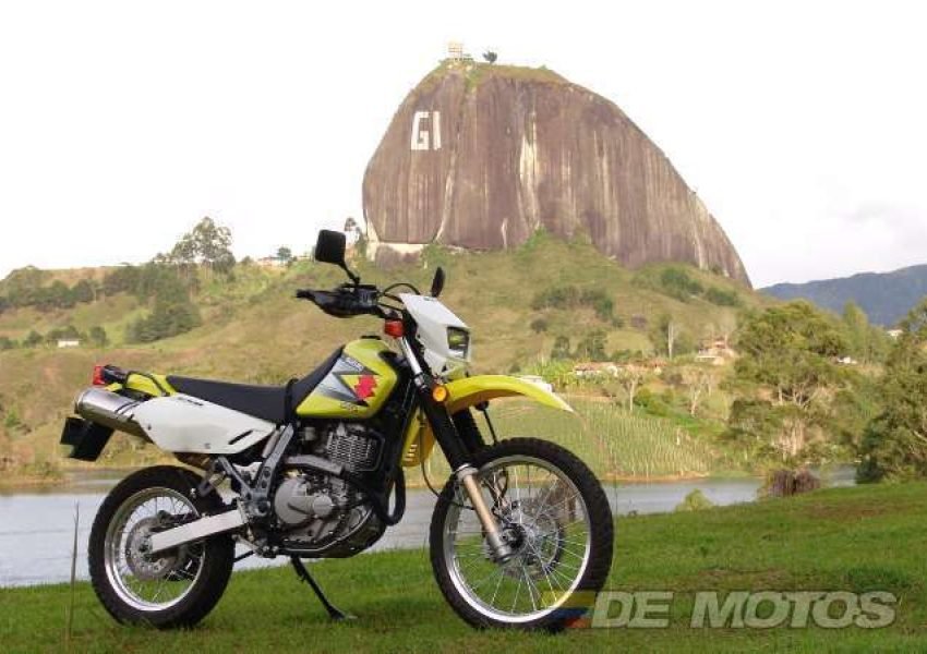 Suzuki DR 650 - Todoterreno de verdad - La Revista De Motos